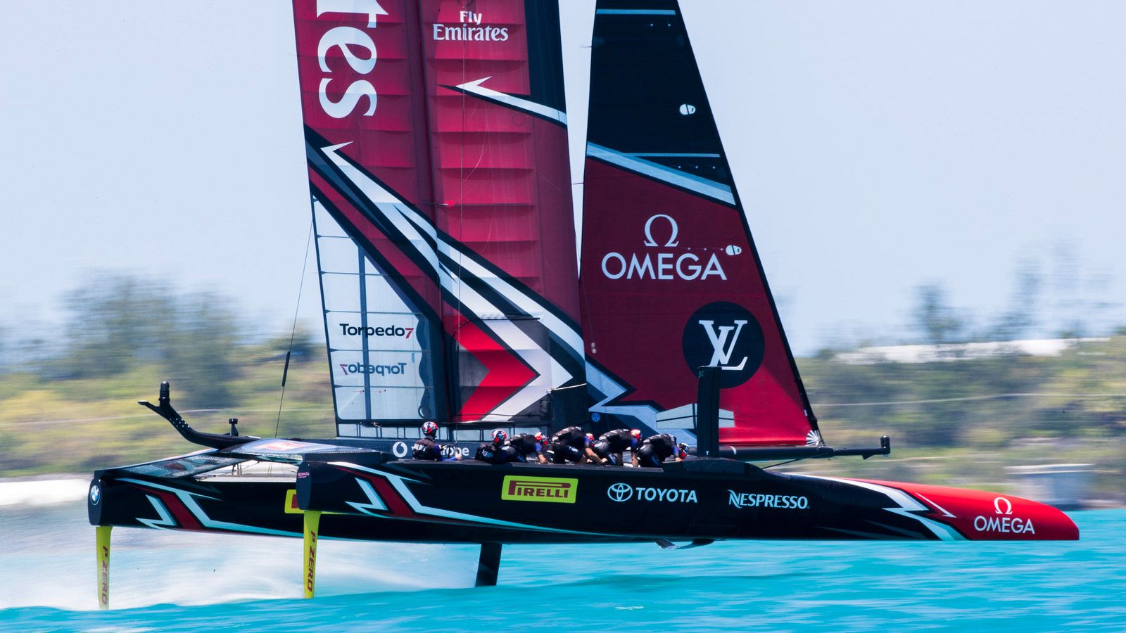 The best photos from the 35th America’s Cup